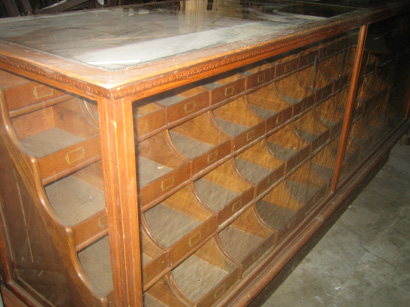 Antiques Colony: 50 Drawer Display Case
